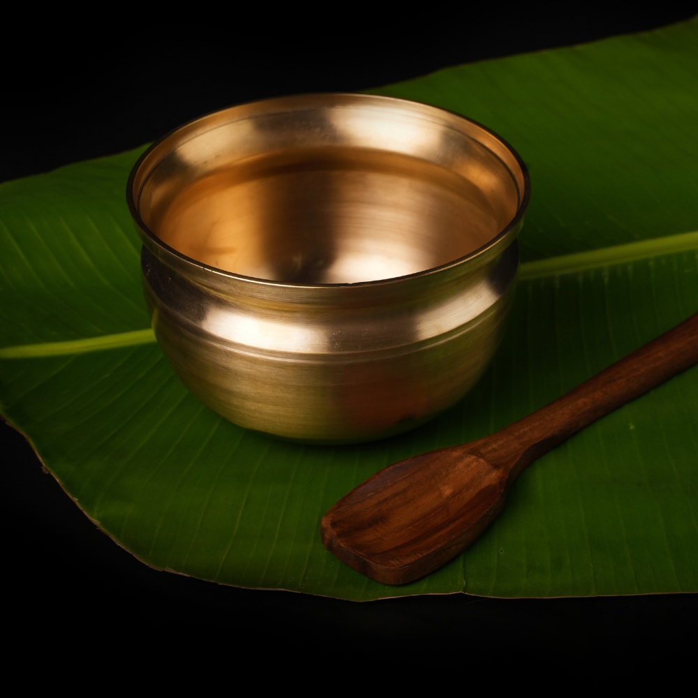 Cast Iron vs. Bronze Cookware: Which is Best for Your Kitchen ...